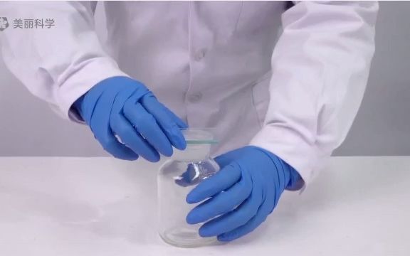 2-1木条在氧气中、二氧化碳中燃烧的现象