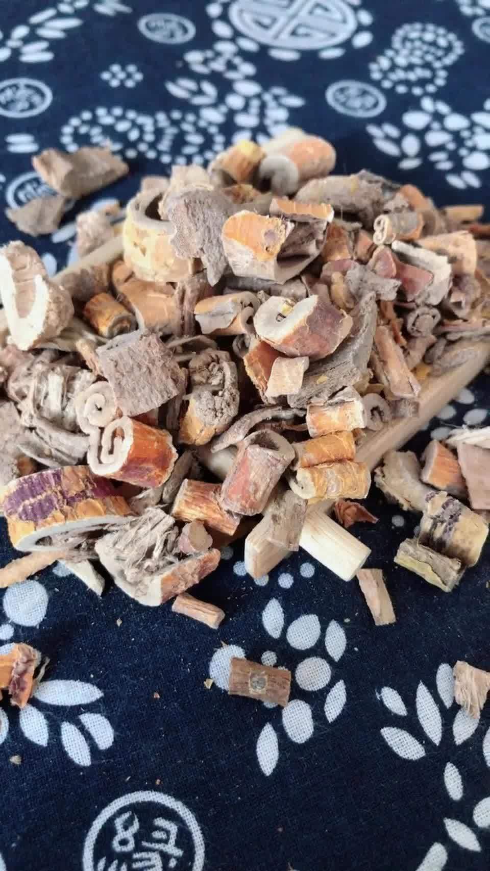 桑白皮 功效 泻肺平喘 利水消肿 主治用于肺热咳喘 水肿胀满