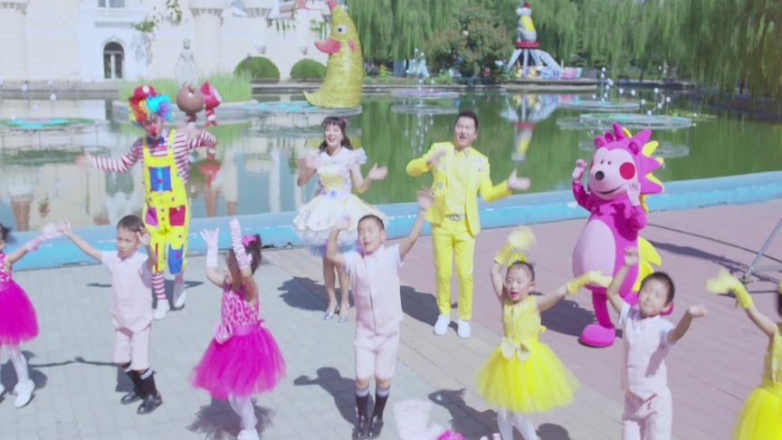 嗨,智慧树Party开始喽,跟着红果果绿泡泡一起舞蹈吧!