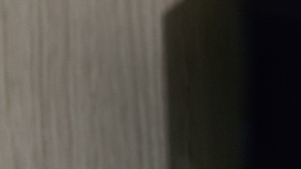 西部数据8T,移动硬盘传输完数据之后,发出这样的声音是正常的吗?