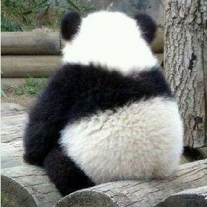 吸管喝咖啡 