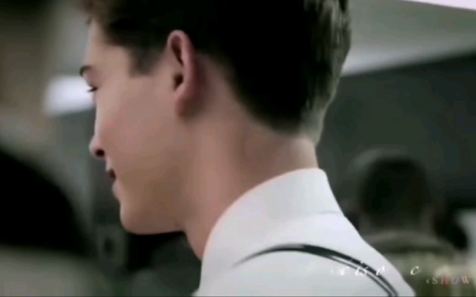 【模特】五大男模,这模特步走的,真是深入人心啊!