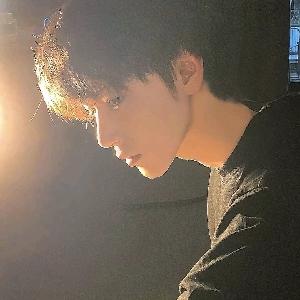霸道腹黑萌男 