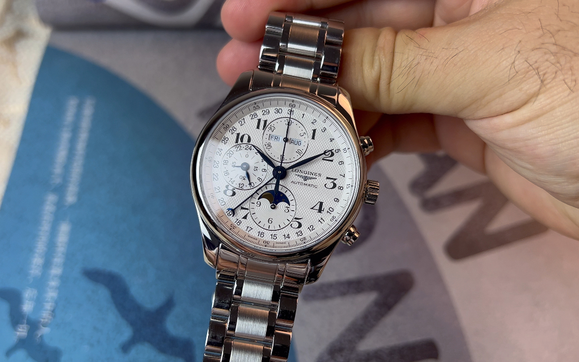 浪琴制表传统系列八针月相全历计时机械腕表