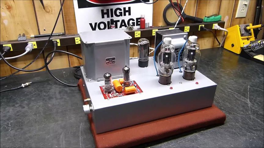 使用三端输出变压器的真空管音频放大器