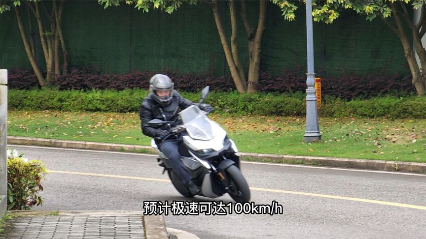 3款高速电摩来了,搭载中置风冷电机,操控性强,价格上万元