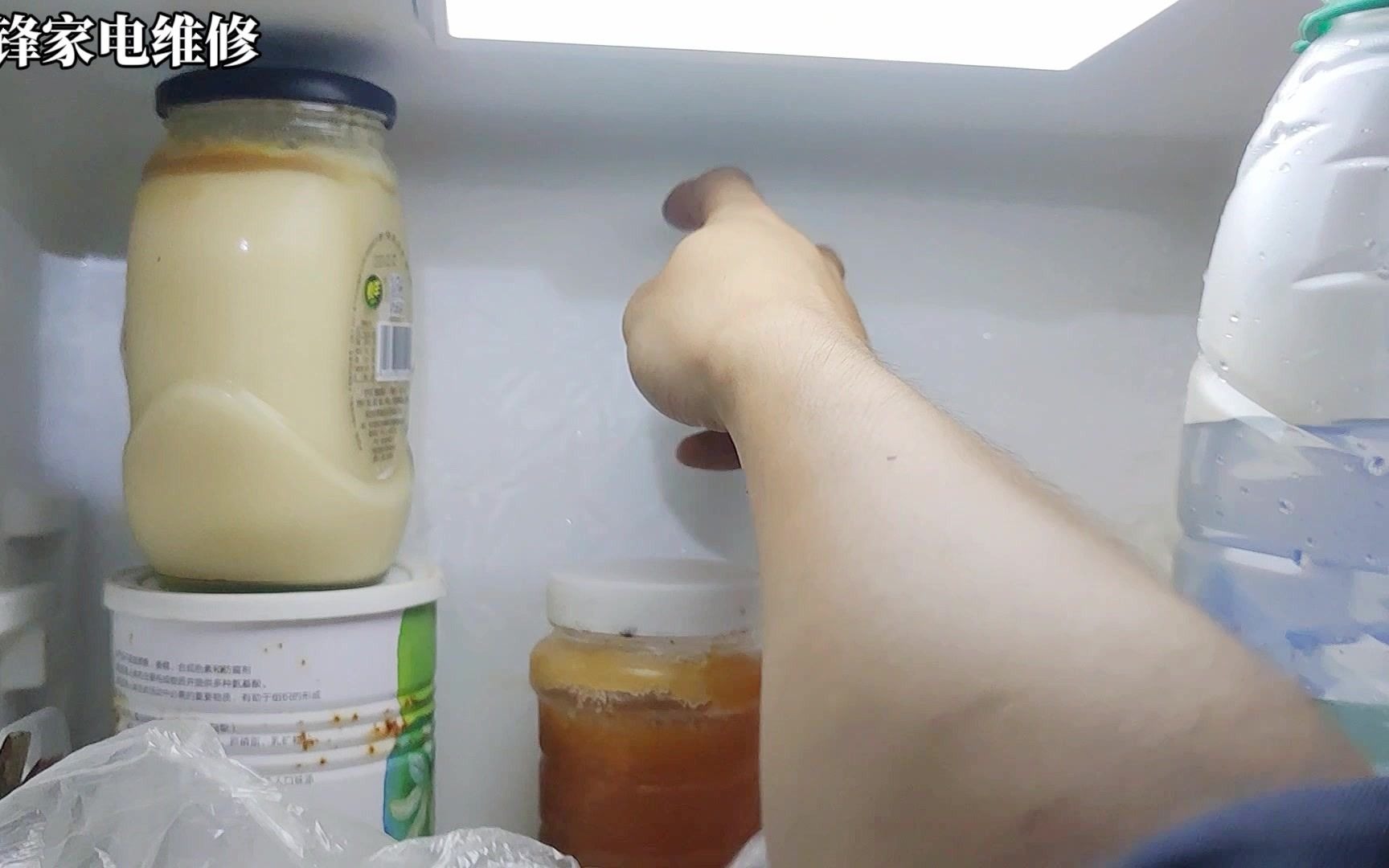 电冰箱结冰严重怎么办,教你如何更换新的密封条解决问题