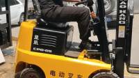 0.5吨电动叉车多少钱一台【昊航电动叉车】