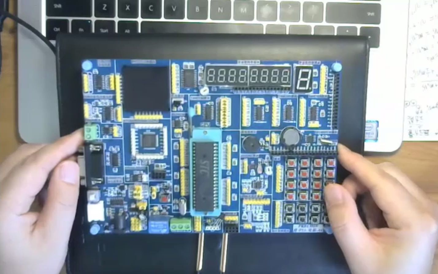 《微机原理》2.3 51单片机的外部引脚及片外总线