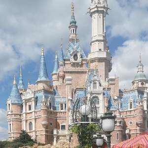 是丽丽不是晴晴 