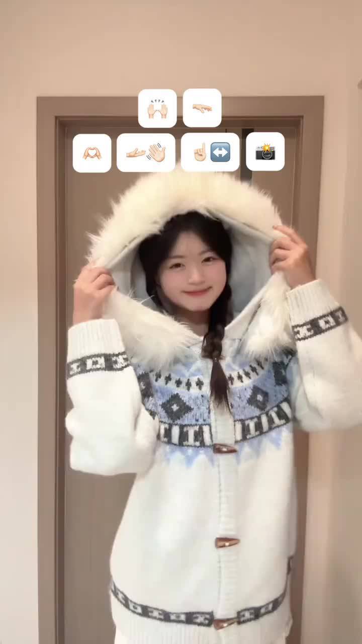 今天这个手势舞也超简单哦~