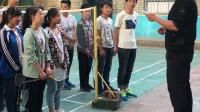 黄家湾九年制学校羽毛球兴趣小组四月份活动