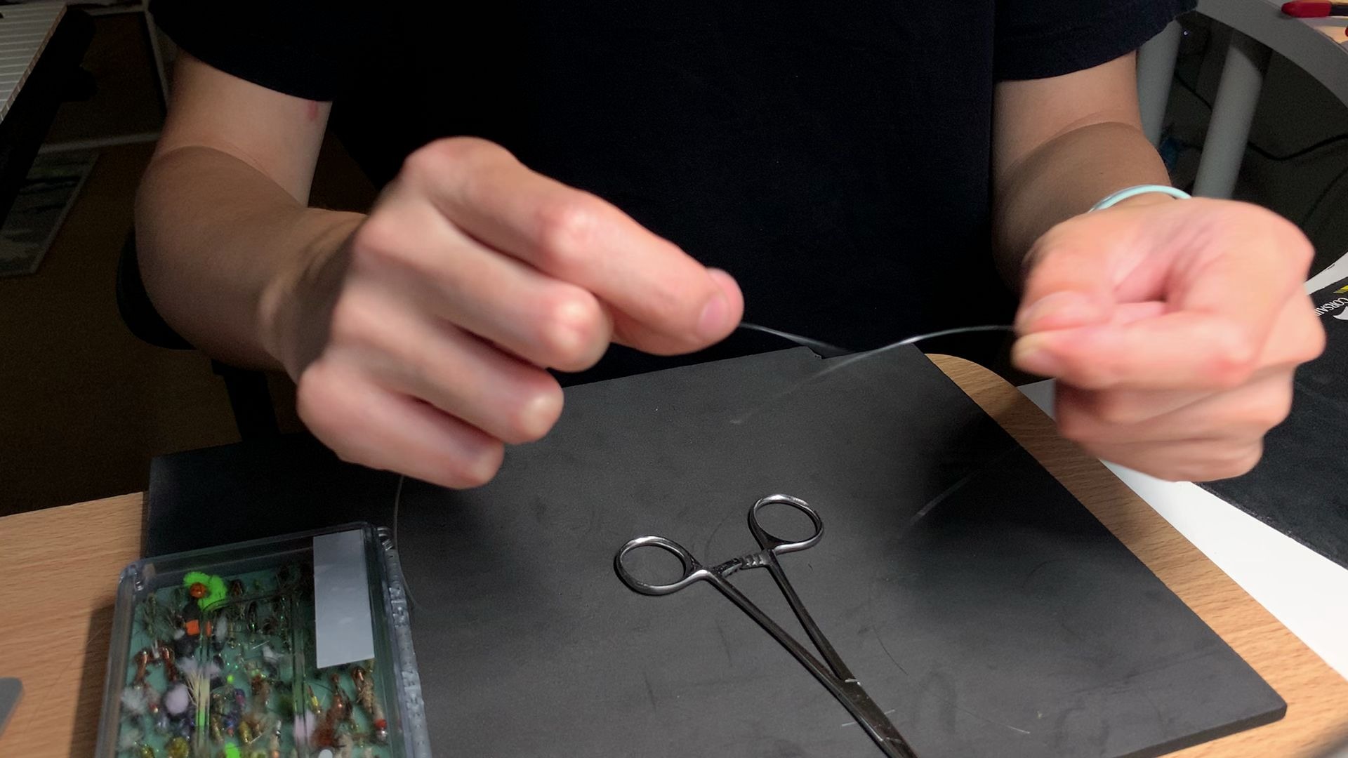 用止血钳快速打外科结(Surgeon's Knot)