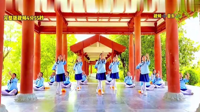 ...毕业舞蹈表演《古典伞舞》歌曲超级好听,舞蹈动作唯美。非常适合...