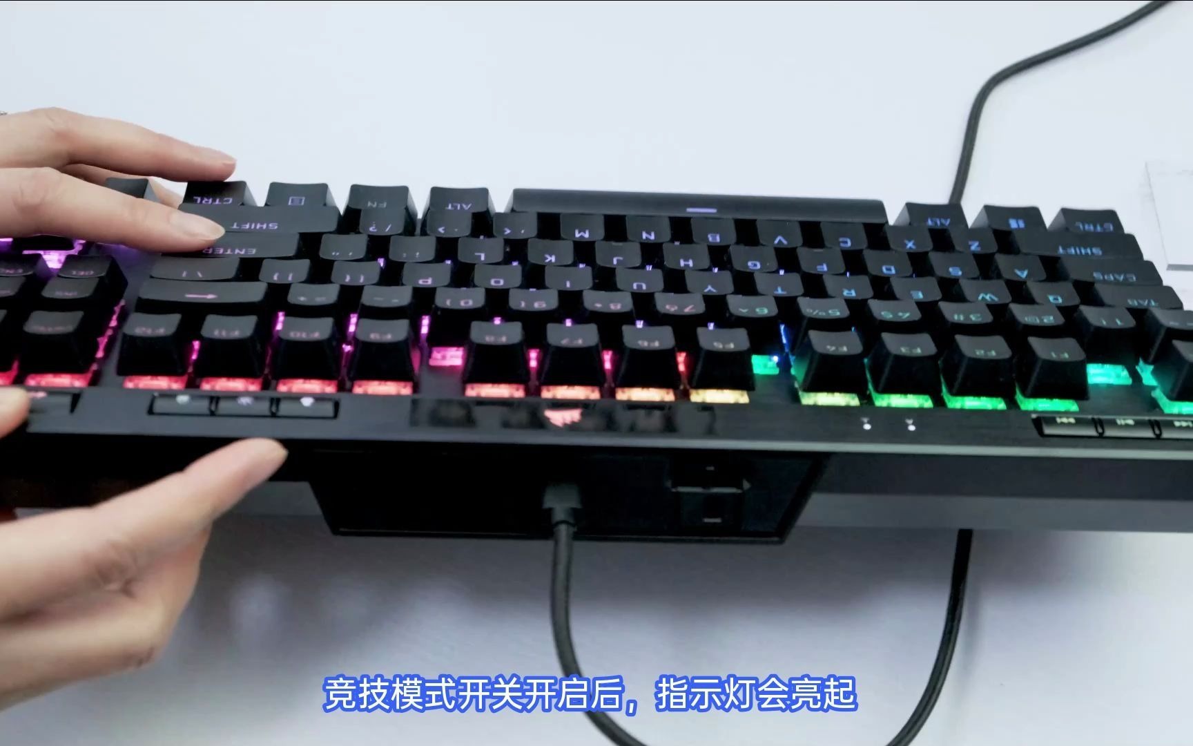 《到站秀184》8K HZ游戏键盘,海盗船K70 RGB TKL