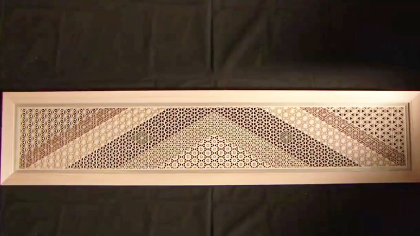 一扇推拉门木匠做成艺术品,这样精细的工艺,绝对大师级作品