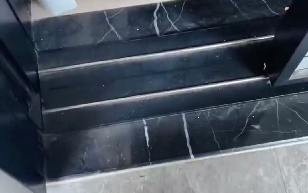 极简推拉门