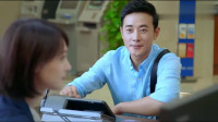 帅哥去修改银行卡密码,没想到美女柜员竟知道旧密码,结局甜炸了