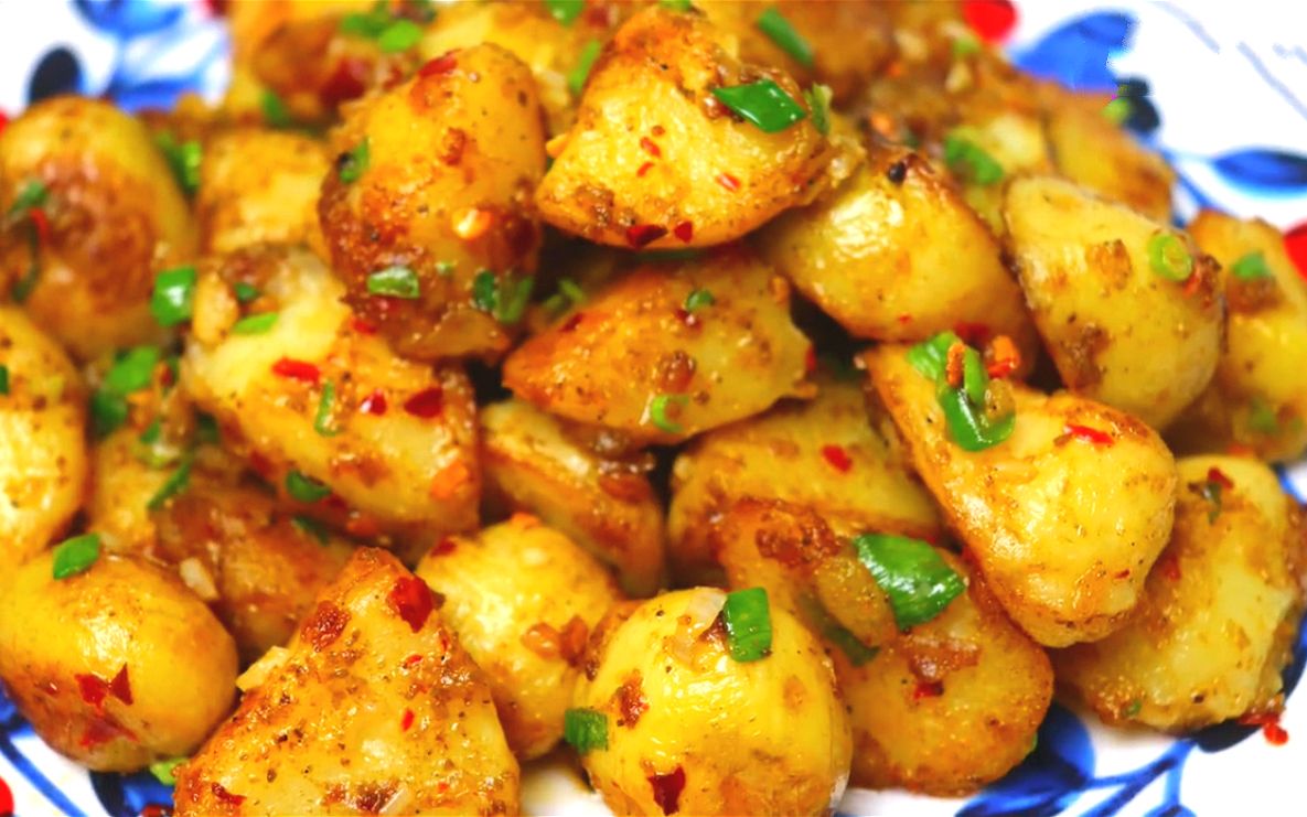 土豆这样做太香了,比大鱼大肉还好吃,做法简单一大盘不够吃!