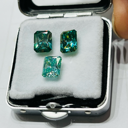 莫桑钻培育钻宝石工厂 