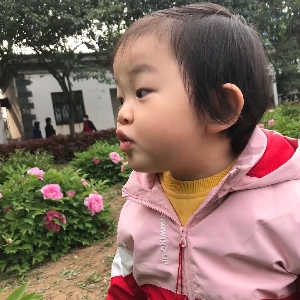 阿斌斌斌 