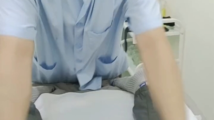 小腿上分布着足的三条经络,系足太阴脾经、足少阴肾经和足厥阴肝经...