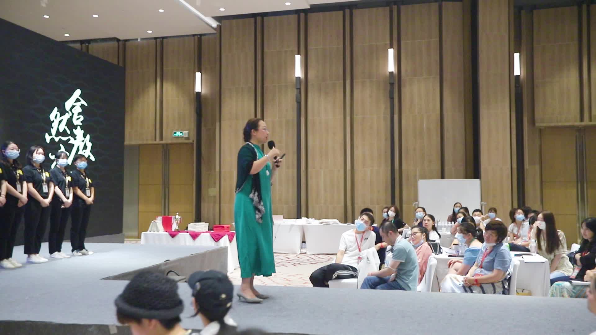 优秀的团队才能创造更大的价值-舍然教育
