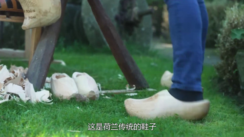什么是荷兰木屐?使用原木打磨成鞋子外观,多种样式十分漂亮