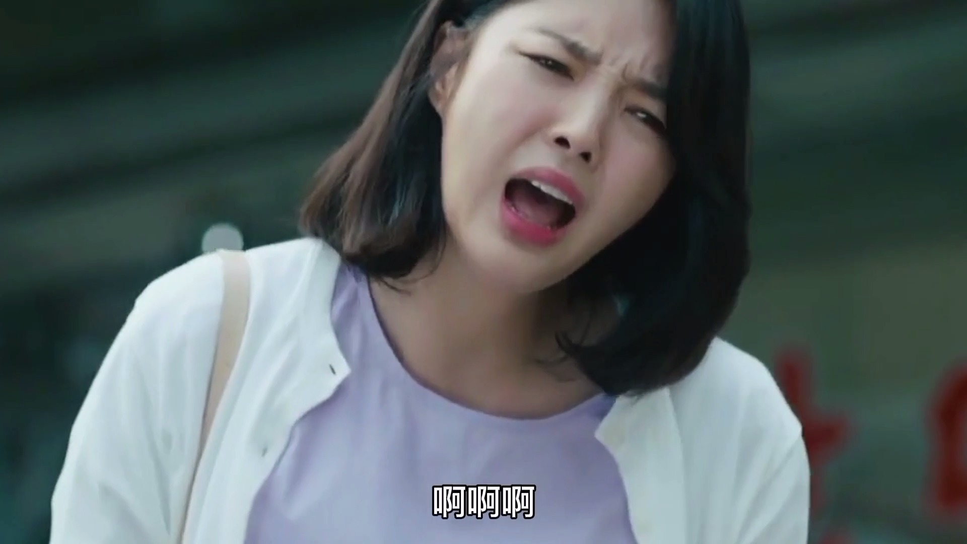 孕妇出去买菜,路边肚子疼,马上要生了