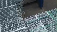 热镀锌钢格板装车视频,镀锌钢格柵板、不锈钢钢格板