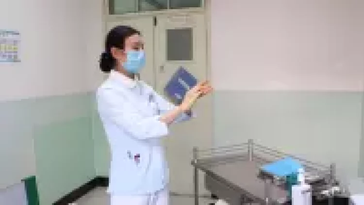 女患者留置导尿术