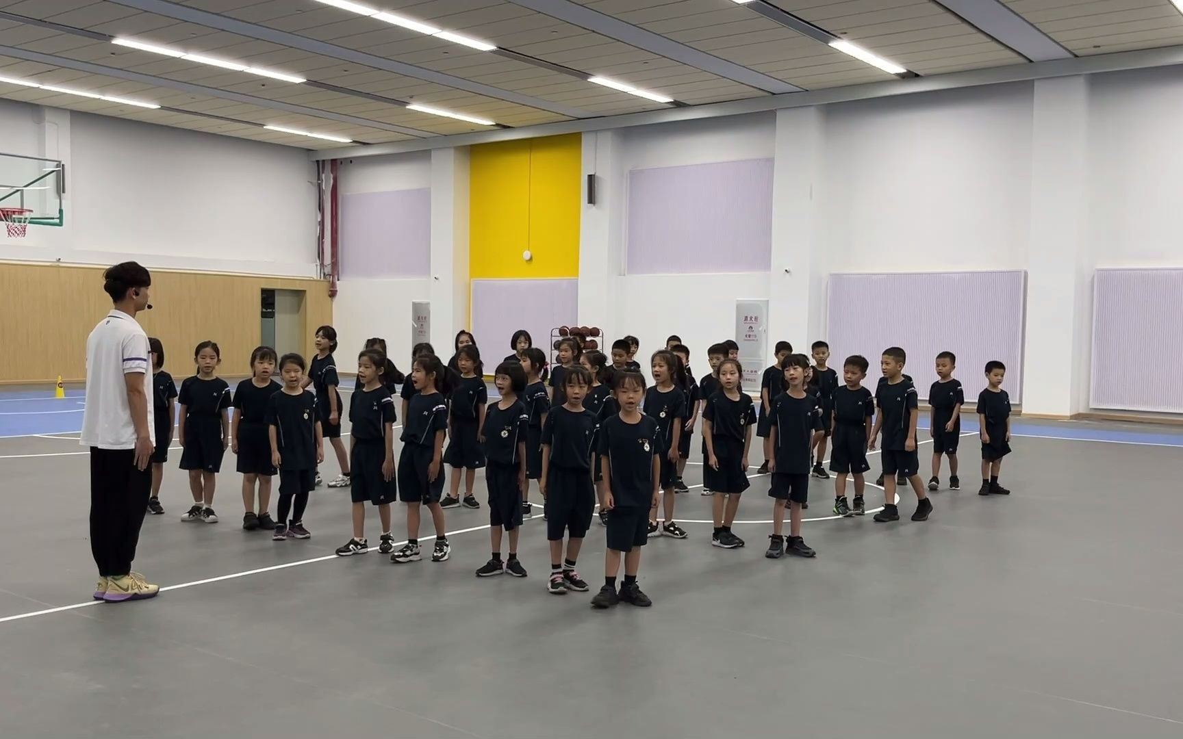 “品质课堂”2022年东莞市小学体育与健康优秀课(水平一,二年级,篮球...