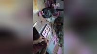首饰注蜡硅胶(失蜡铸造胶模)从硅胶原材料压模成模具胶的演示过程!