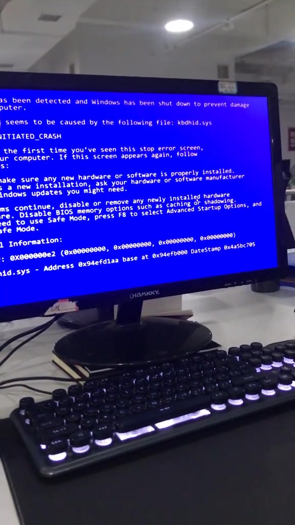 怎么办?电脑被黑客入侵了,在线等挺急的!