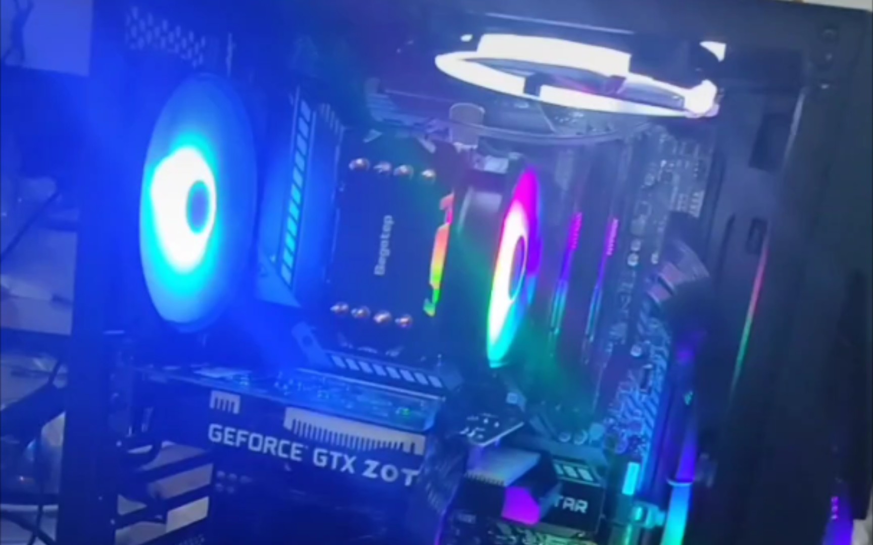 粉丝的机子,3600元,i5 10400f+1650 主要玩CF,CSGO