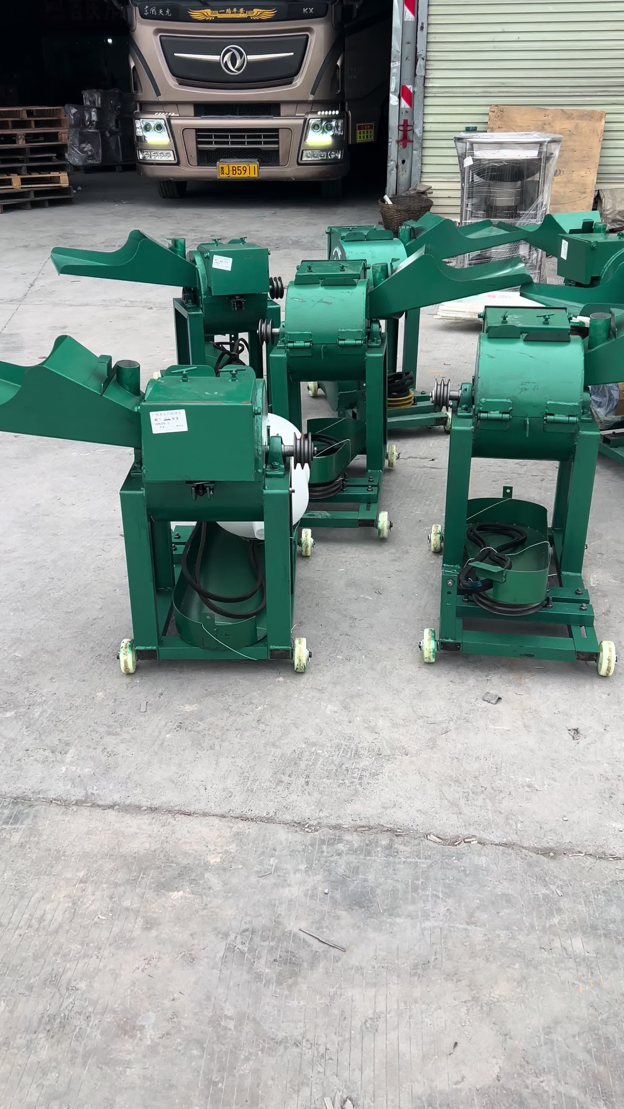 加厚小型家用牧草粉碎机 粗细可调