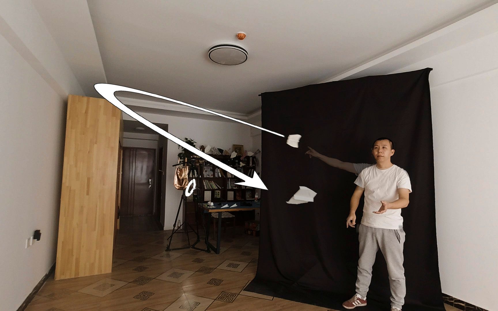 台湾苏老师回旋纸飞机,随便扔都不会落地的神奇纸飞机