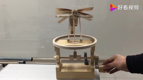运用机械原理设计这样一个巧妙的机械结构,真是很有才!