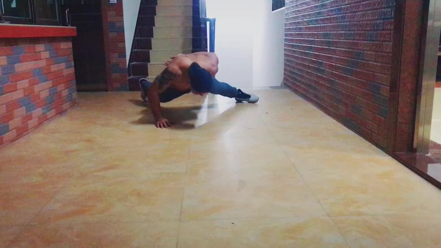 今日除夕,辞旧迎新,愿你幸福如意,平安好运～#打卡过除夕