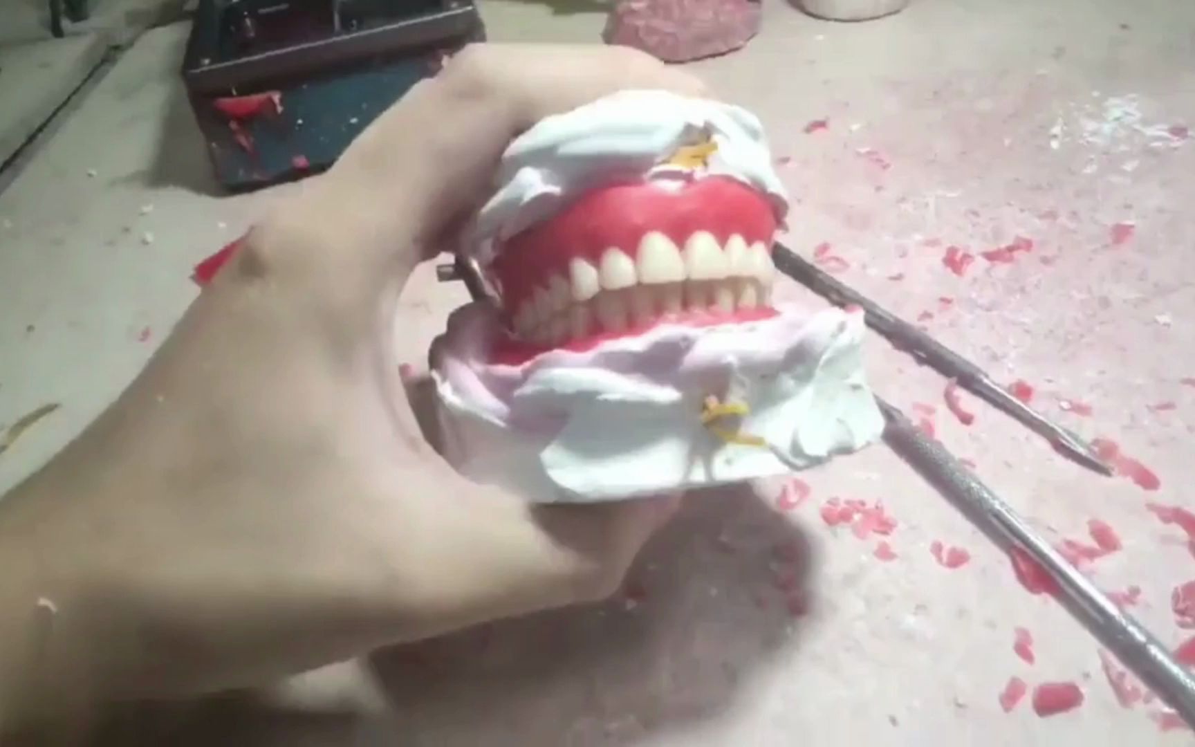 纯手工牙齿模型制作过程