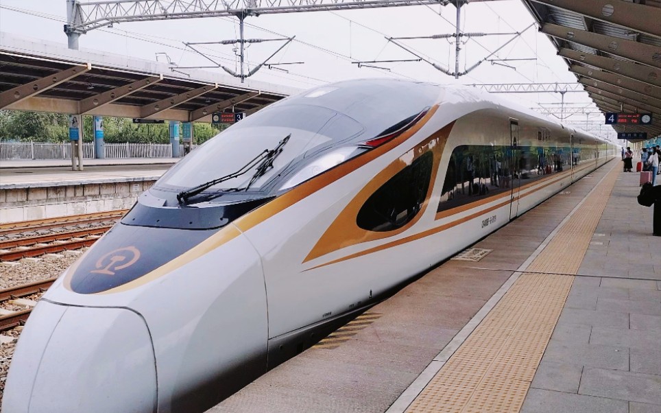 昔日的秦沈客专——曾经的京哈复兴号G381进站