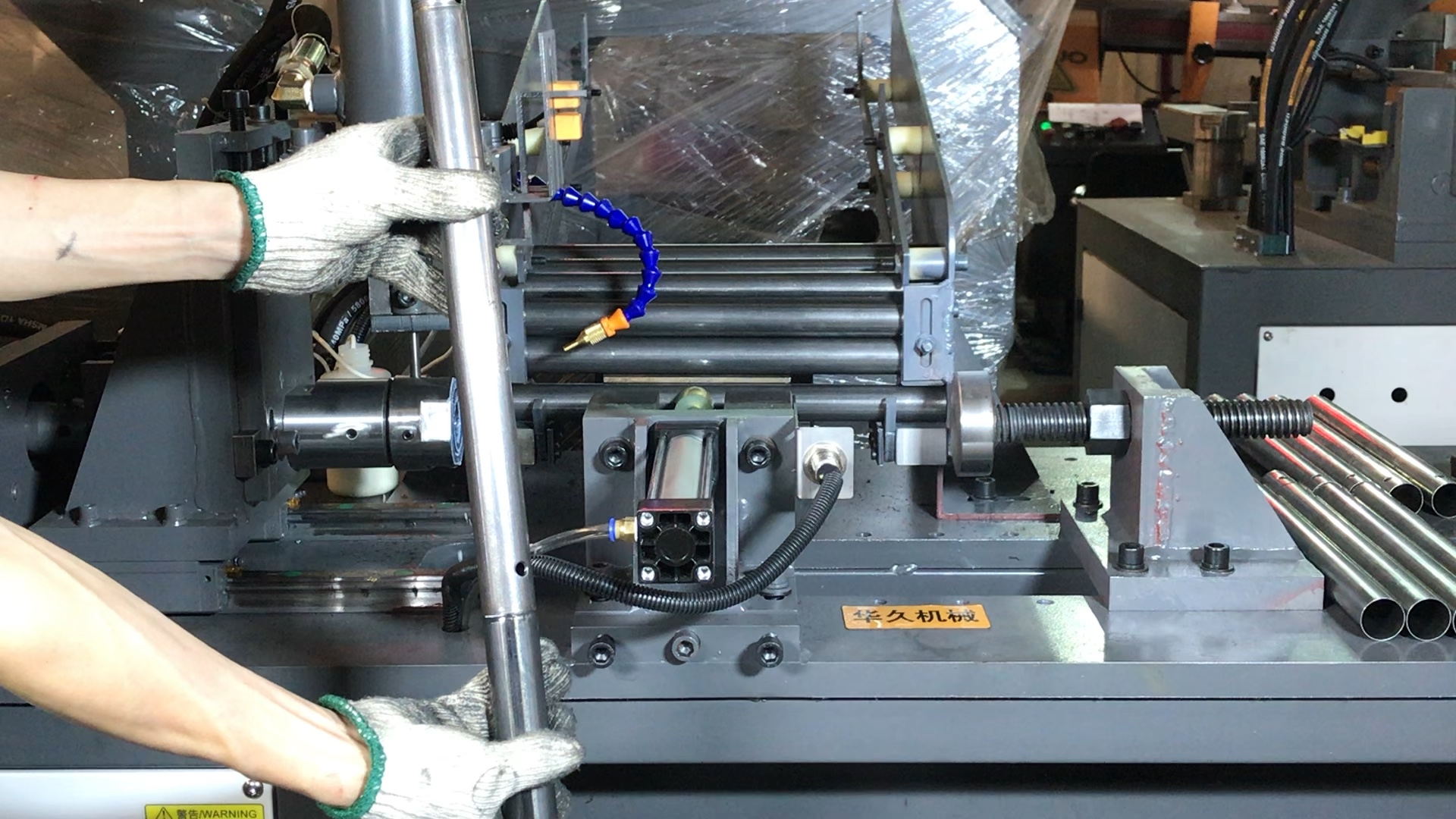 自动化缩管机器,缩管,冲孔两道工序一并完成,大幅度提高效率!#自动...