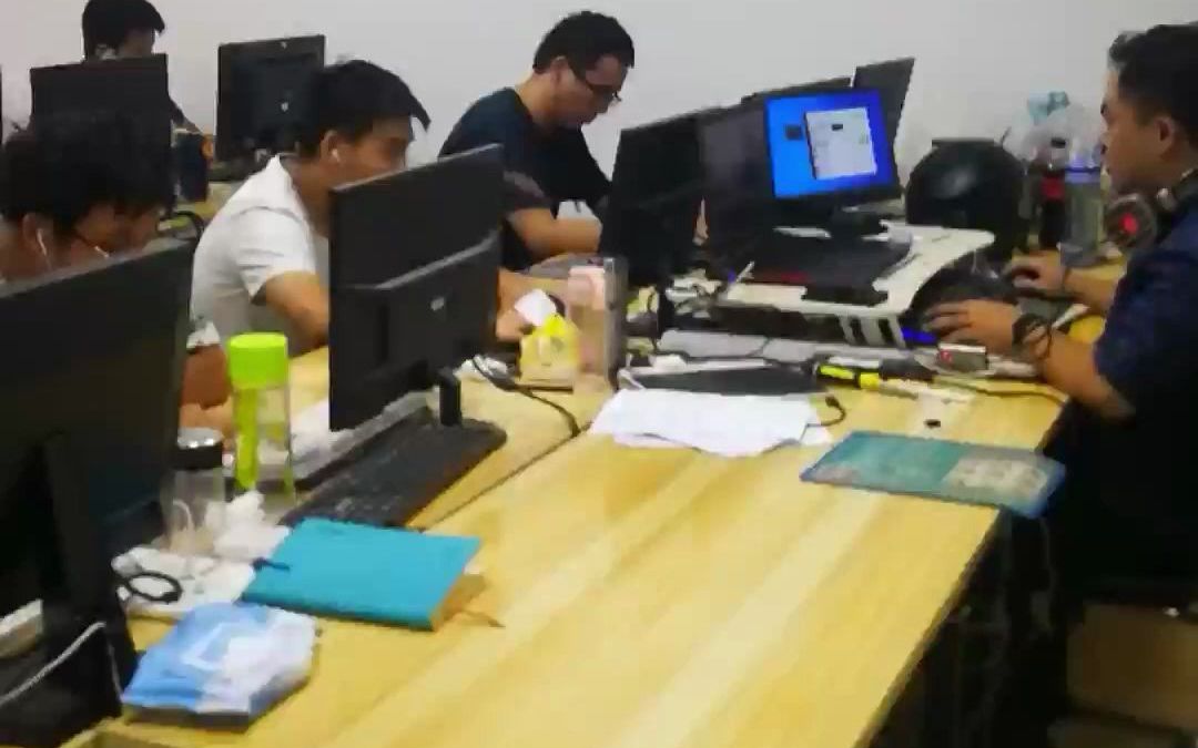 ...2023年最热门的行业是什么?学设计靠谱稳定平面设计培训美工美工...