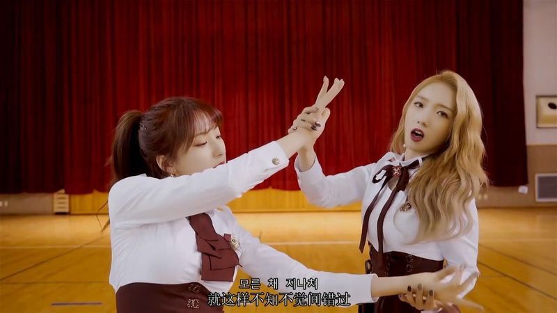 我会成为你的奇迹!宇宙少女《DreamsComeTrue》体育馆舞蹈版中韩...