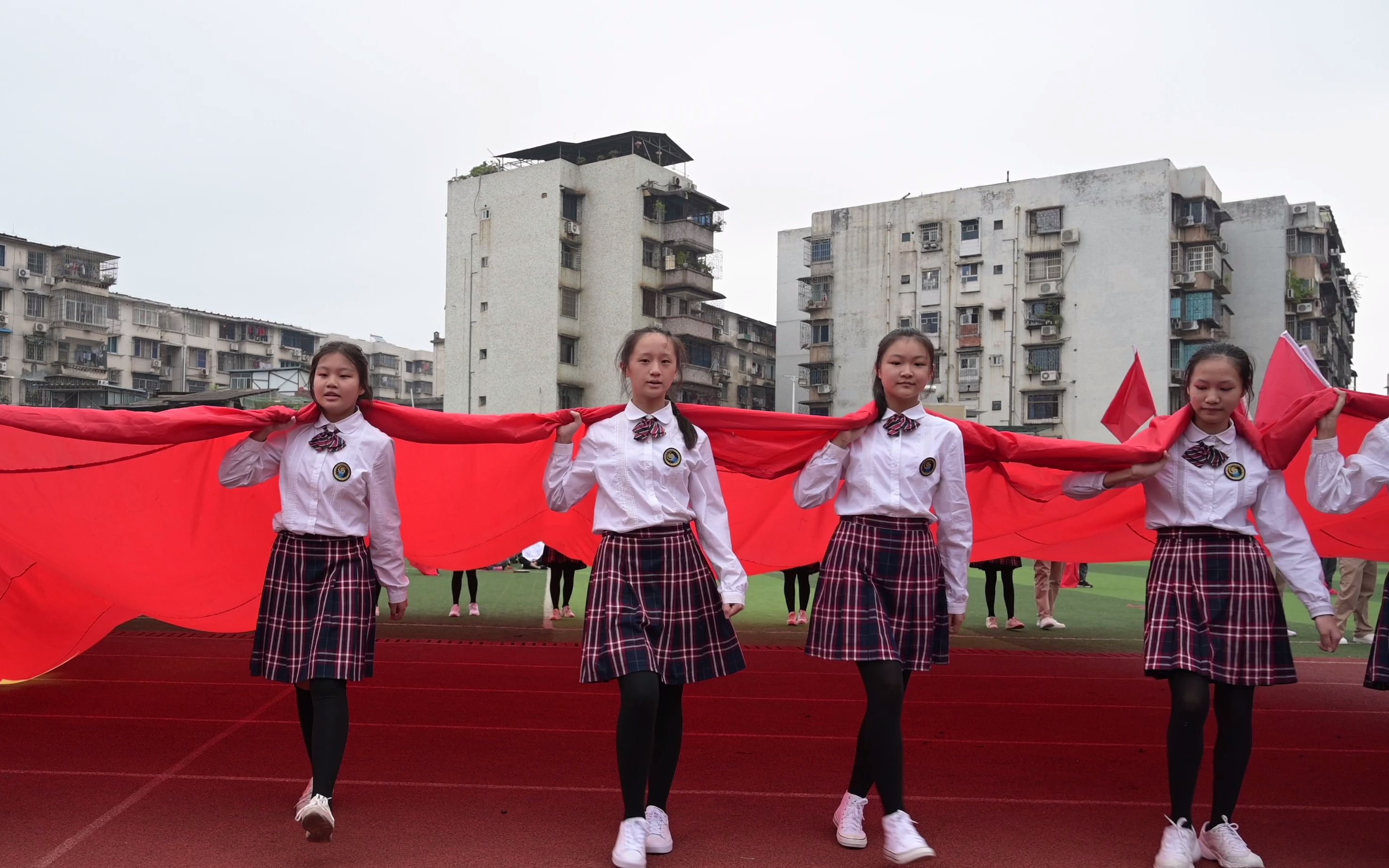 这是柳州龙中?2020校运会入场汇演全纪录