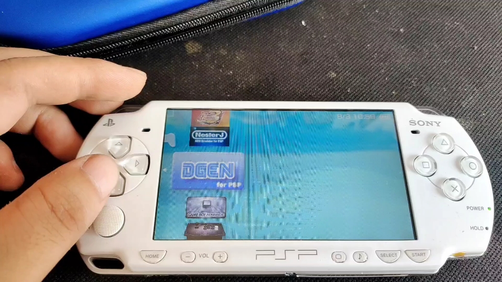 220买的psp2000,比psv更好。