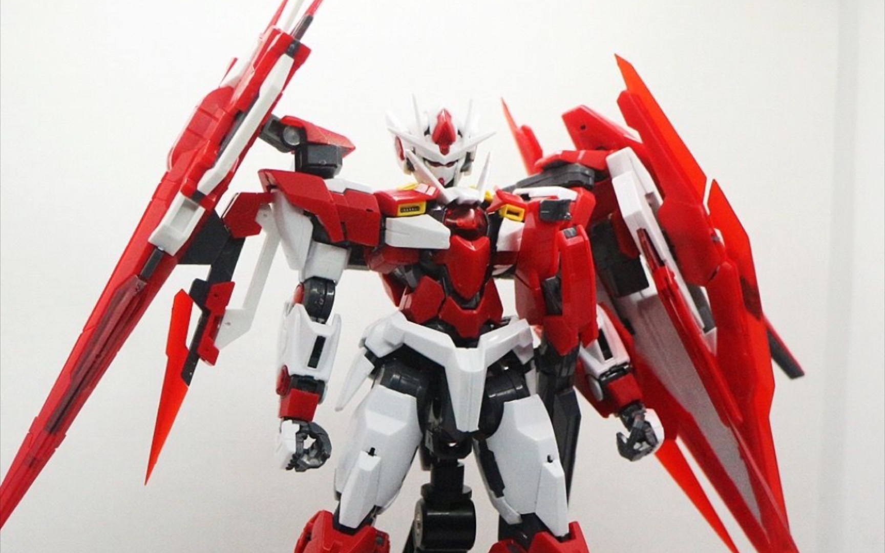 某班 00Q 高达限定红 MG1:100 拼装模型 配光环灯组支架GN剑4水贴