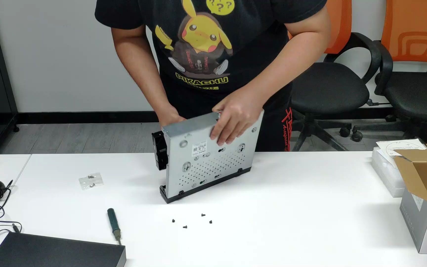 POE带交换机硬盘安装