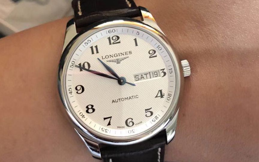 手表知识: 浪琴名匠双日历如何调日期时间以及上链条