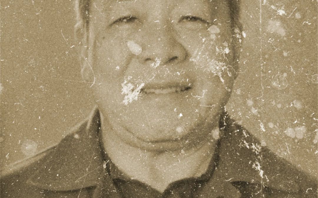 替粉丝把爷爷的老照片修好了,粉丝感动哭了